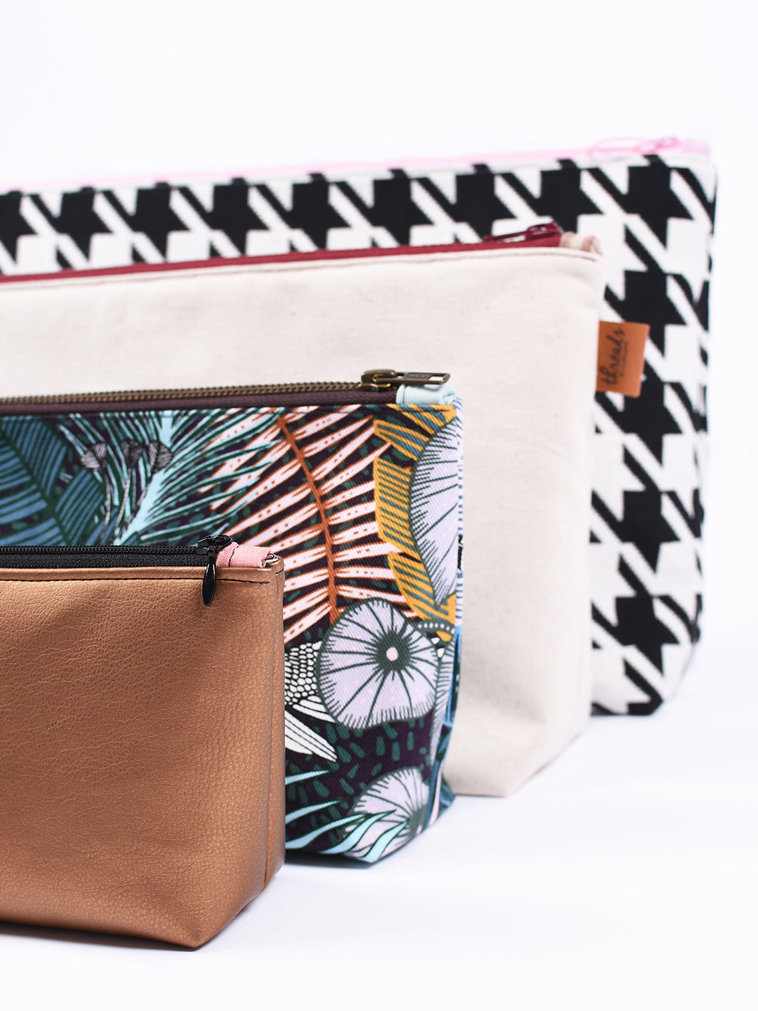 Astrid pouch – Threads by Caroline